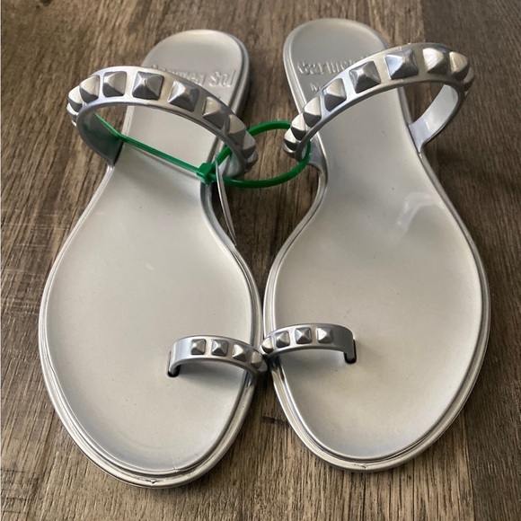Carmen Sol | Shoes | Carmen Sol Maria Flat Jelly Sandals Metallic Jelly ...